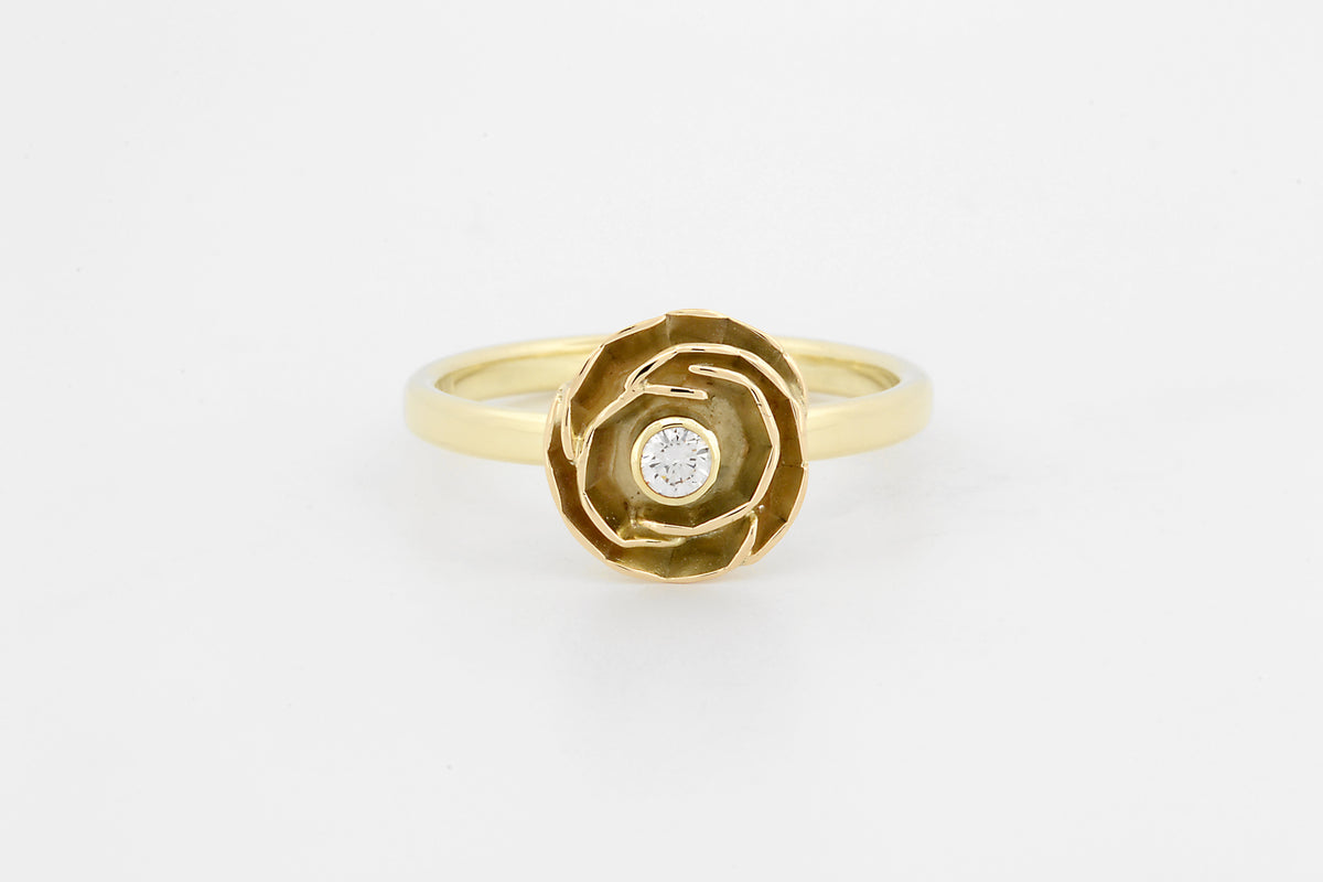 Ring Roos XL met diamant, geelgoud | Goudmerk Breda – Edelsmederij ...
